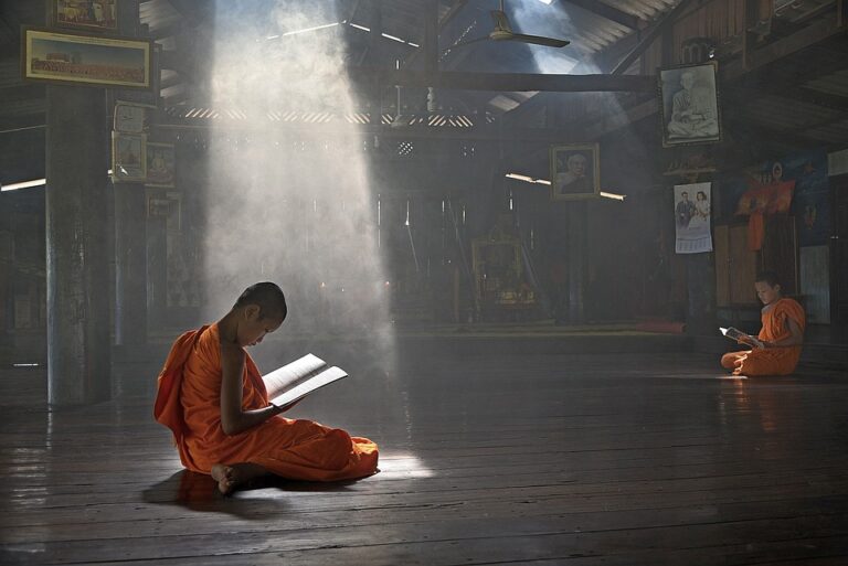 The History of Buddhism in Japan | JOBS IN JAPAN